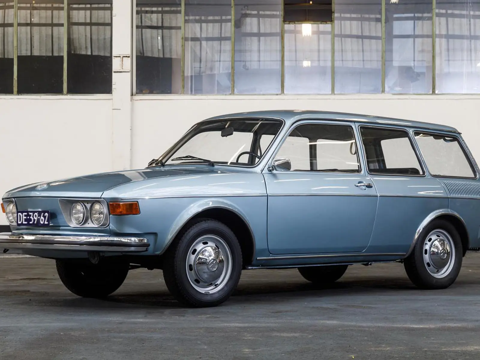 Volkswagen 412 Variant Classic Cars | Ames